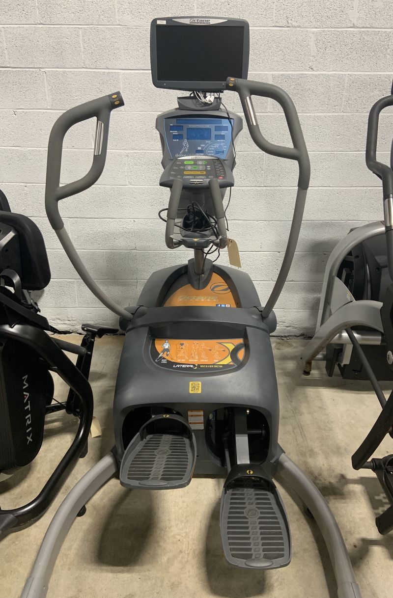 Octane Lateral X - LX8000 (Used) | Carolina Fitness Equipment